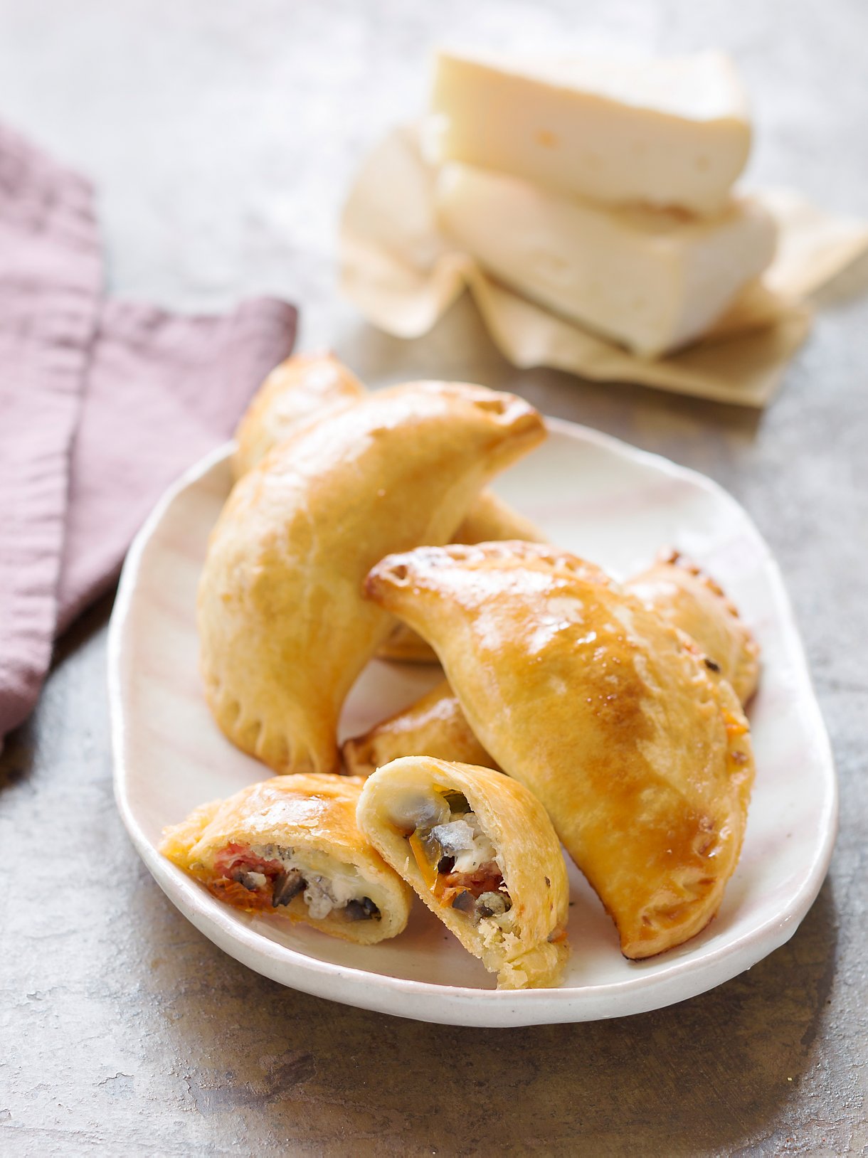 Chaussons au fromage et aux tomates séchées - Spécial Gastronomie