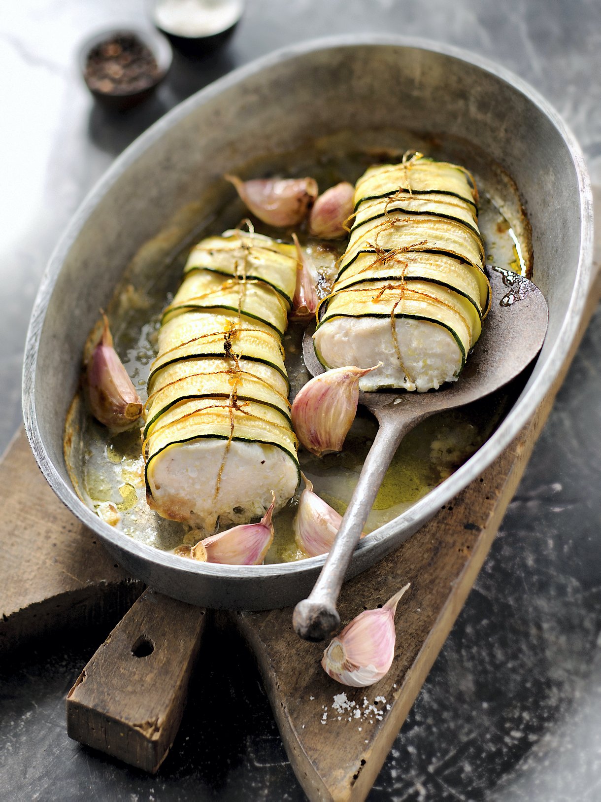 Rôtis de merlu à la courgette et à l’ail - Spécial Gastronomie